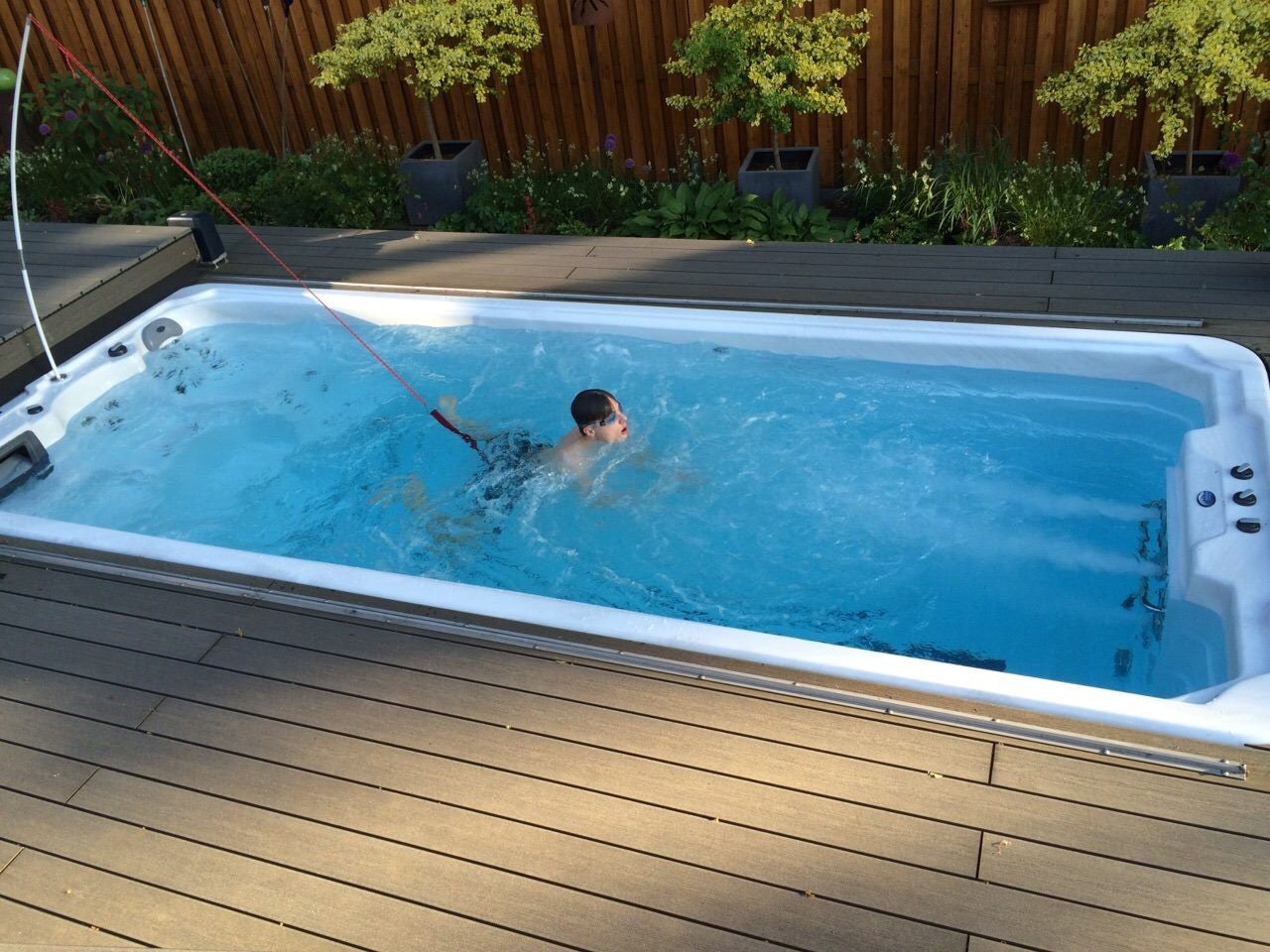 Swim Pole – Indoor Outdoor Spas